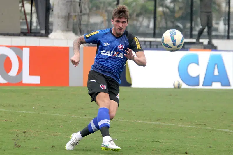 Aislan acumula falhas e é criticado pela torcida | SuperVasco