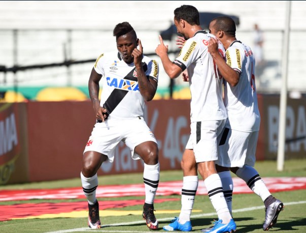 Riascos "marcou" o milésimo gol da história do Clássico dos Milhões ...