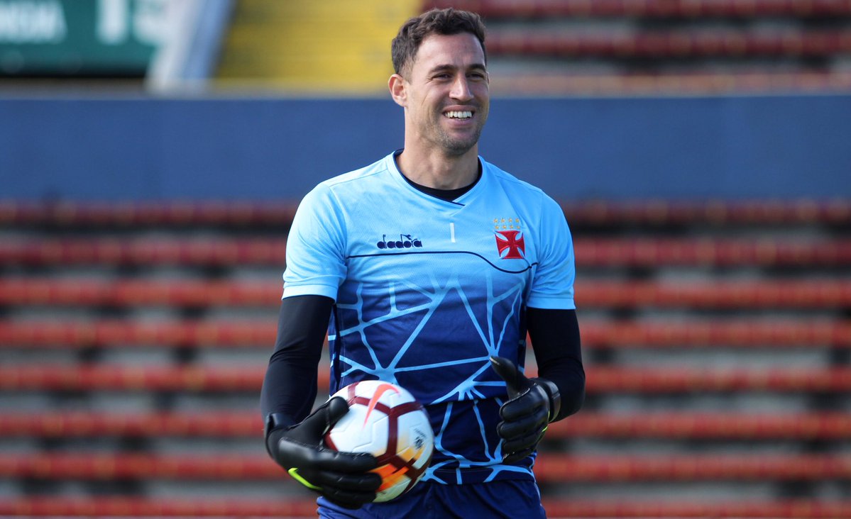 Ex-Vasco, Martín Silva faz aniversário nesta segunda-feira (25 ...