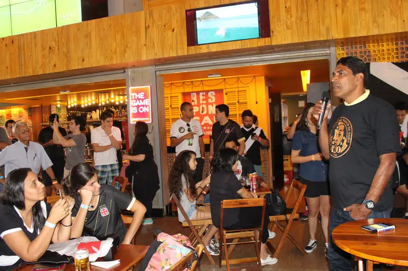 Força Jovem do Vasco faz homenagem ao ex-goleiro Acácio | SuperVasco