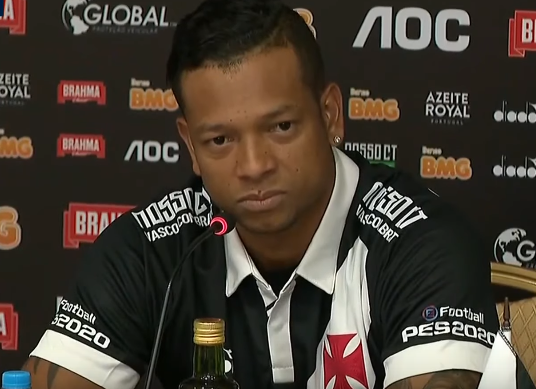 Vasco TV mostra a apresentação na íntegra de Guarín | SuperVasco