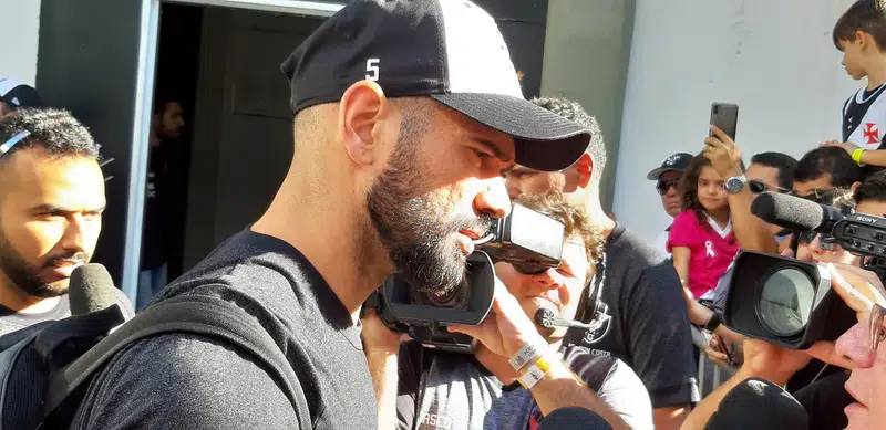 Castán fala em buscar vitória diante o Santos | SuperVasco