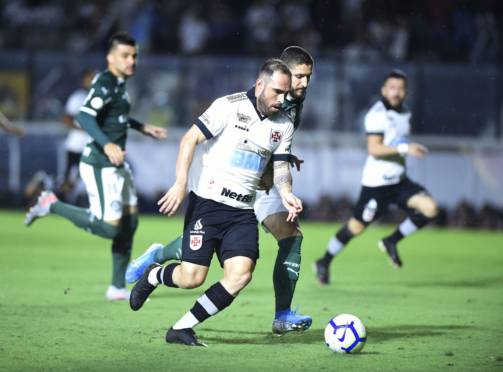 Vasco entra em acordo e Bruno César é reintegrado; entenda | SuperVasco