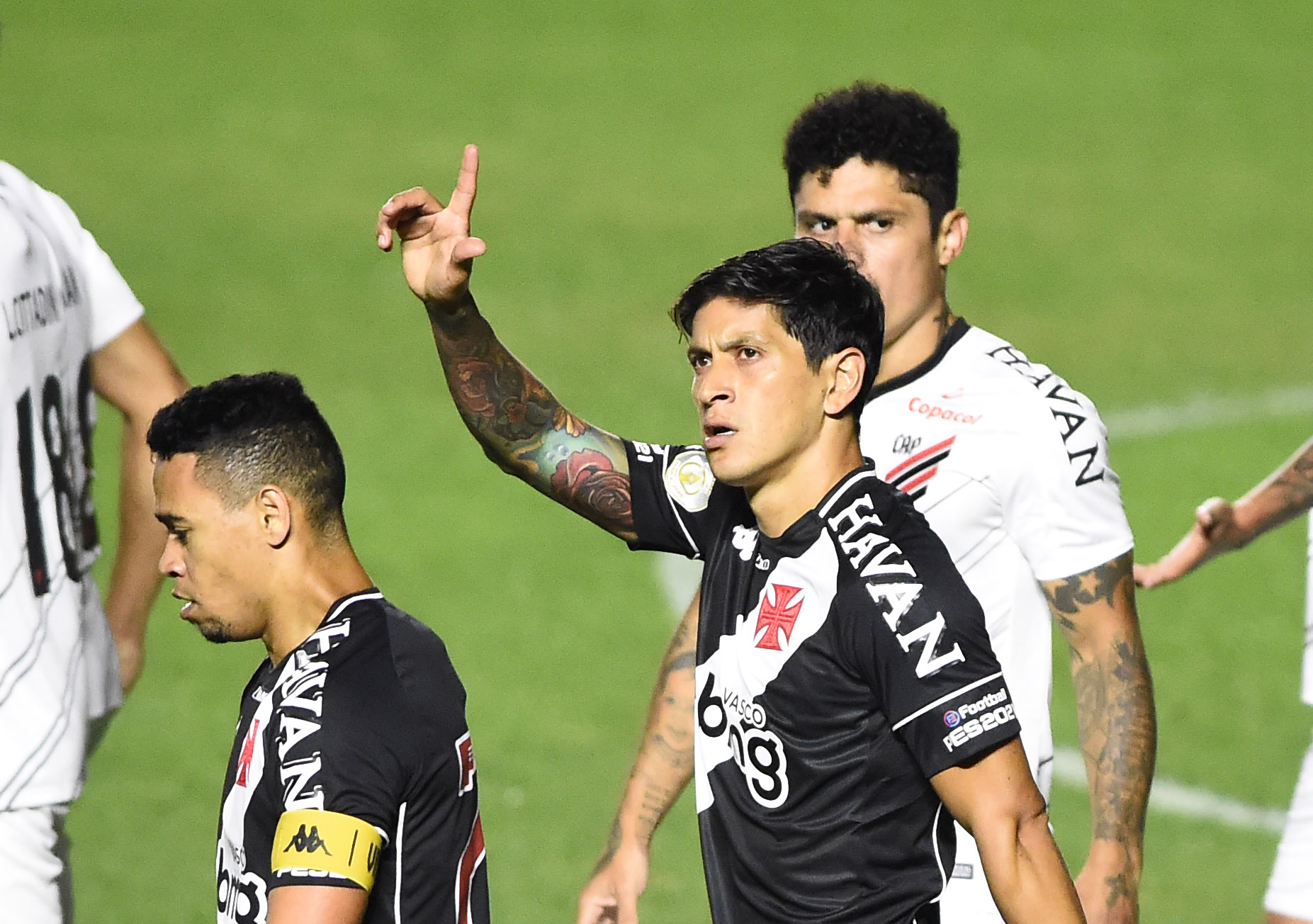 Vídeo: Assista ao gol de Germán Cano por outro ângulo | SuperVasco