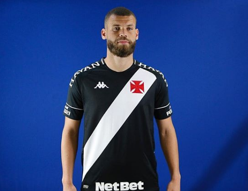 Marcelo Alves se apresenta para elenco conforme tradição; veja | SuperVasco