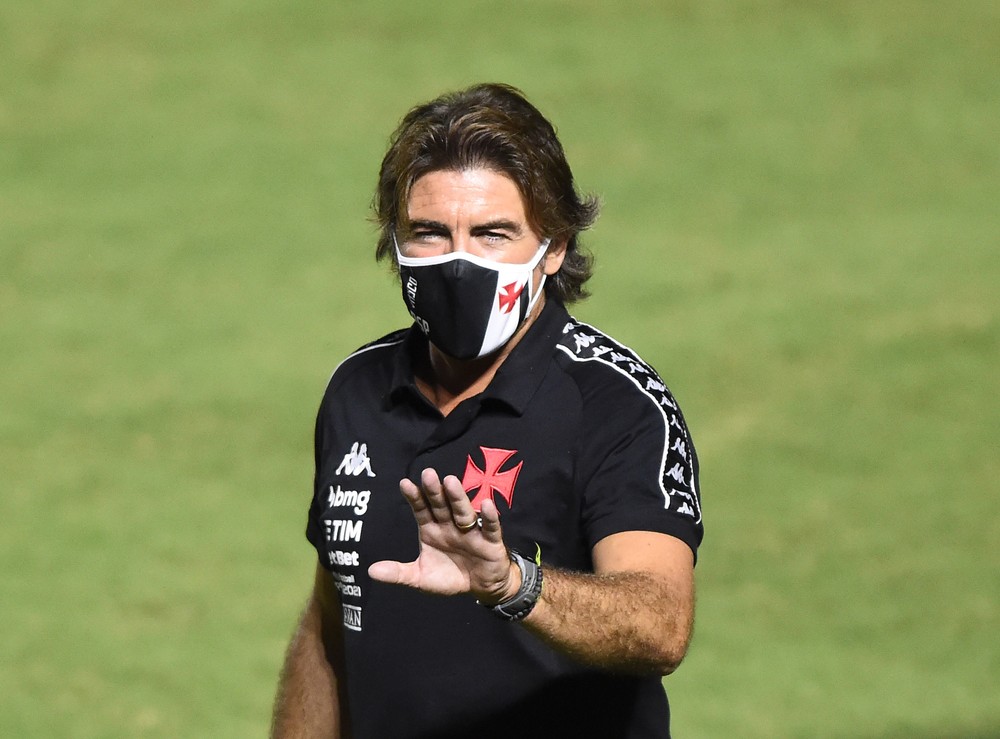 As primeiras impressões do Vasco de Sá Pinto | SuperVasco