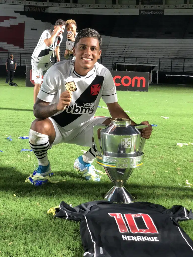 Base: Saulo faz aniversário nesta segunda (10) | SuperVasco
