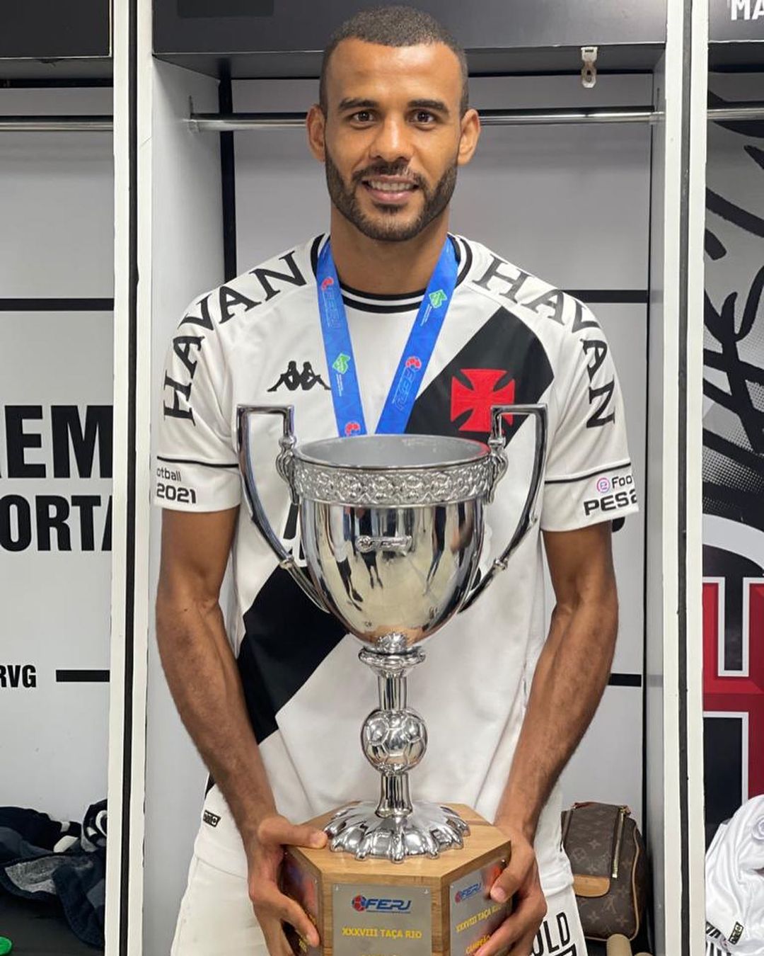 Ernando publica vídeo em seu Instagram antes de jogo | SuperVasco