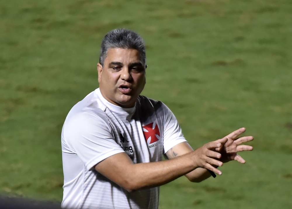 Grupo Fuzarca comenta sobre a demissão de Marcelo Cabo | SuperVasco