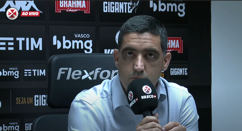 Faixa mostra críticas a Luiz Mello, CEO do Vasco | SuperVasco