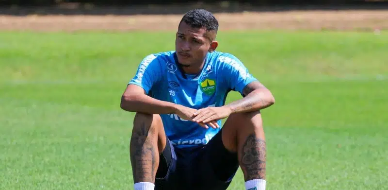 Wálber teria solicitado saída amigável do Cuiabá, diz site | SuperVasco