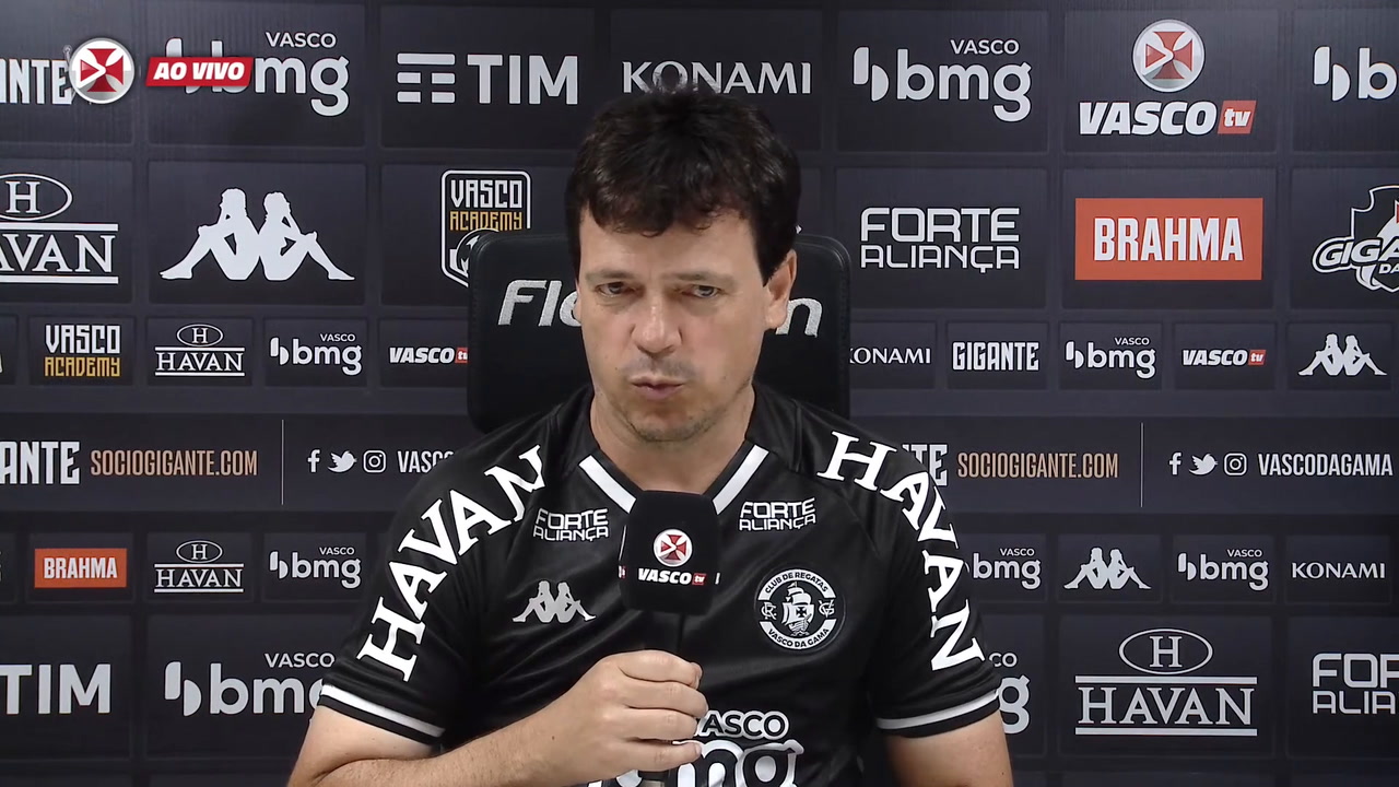 André Hernan dá detalhes sobre interesse do Vasco em Diniz | SuperVasco