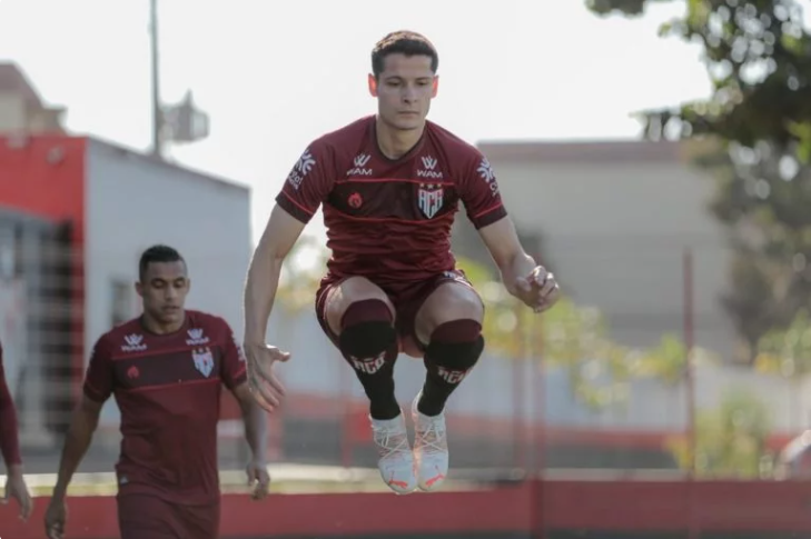 Possível chegada de Matheus Barbosa envolve três partes | SuperVasco