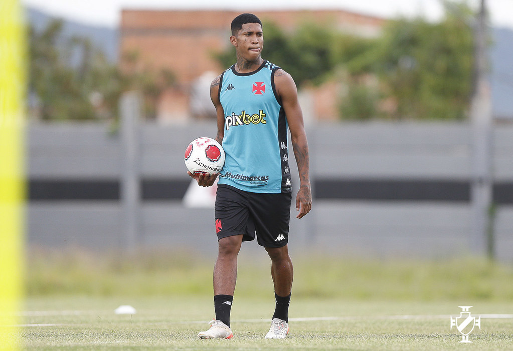 Raniel relembra problemas que teve na carreira | SuperVasco