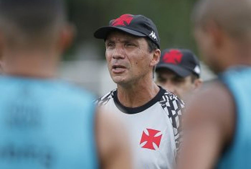 Zé Ricardo fala das primeiras impressões do elenco que está sendo montado