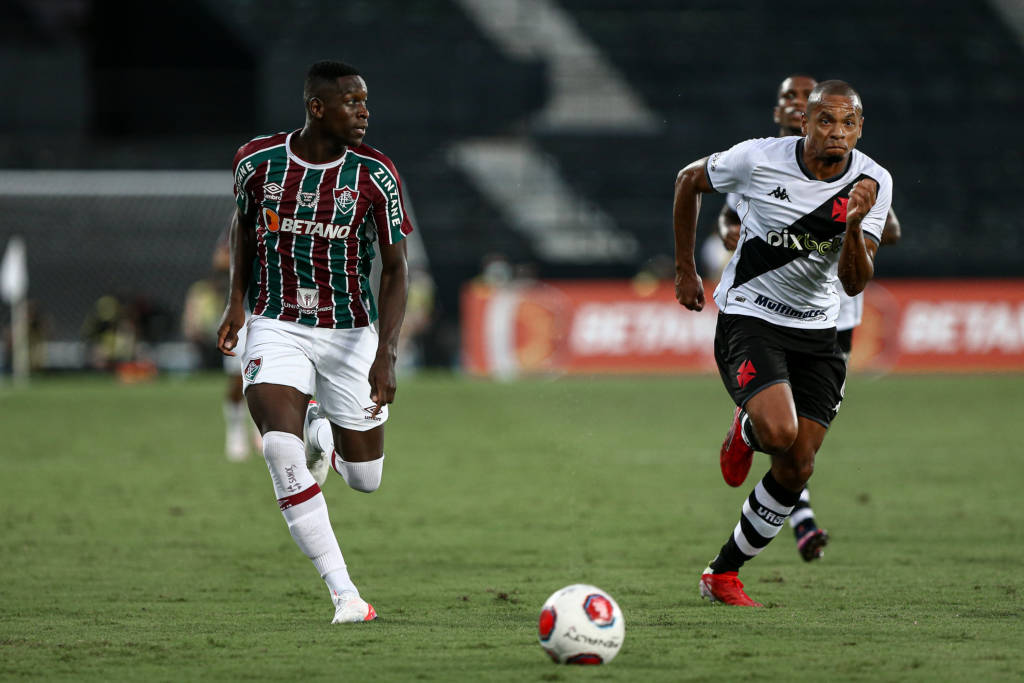 Edimar explica preferência pelo Vasco: 'O tamanho do clube' | SuperVasco