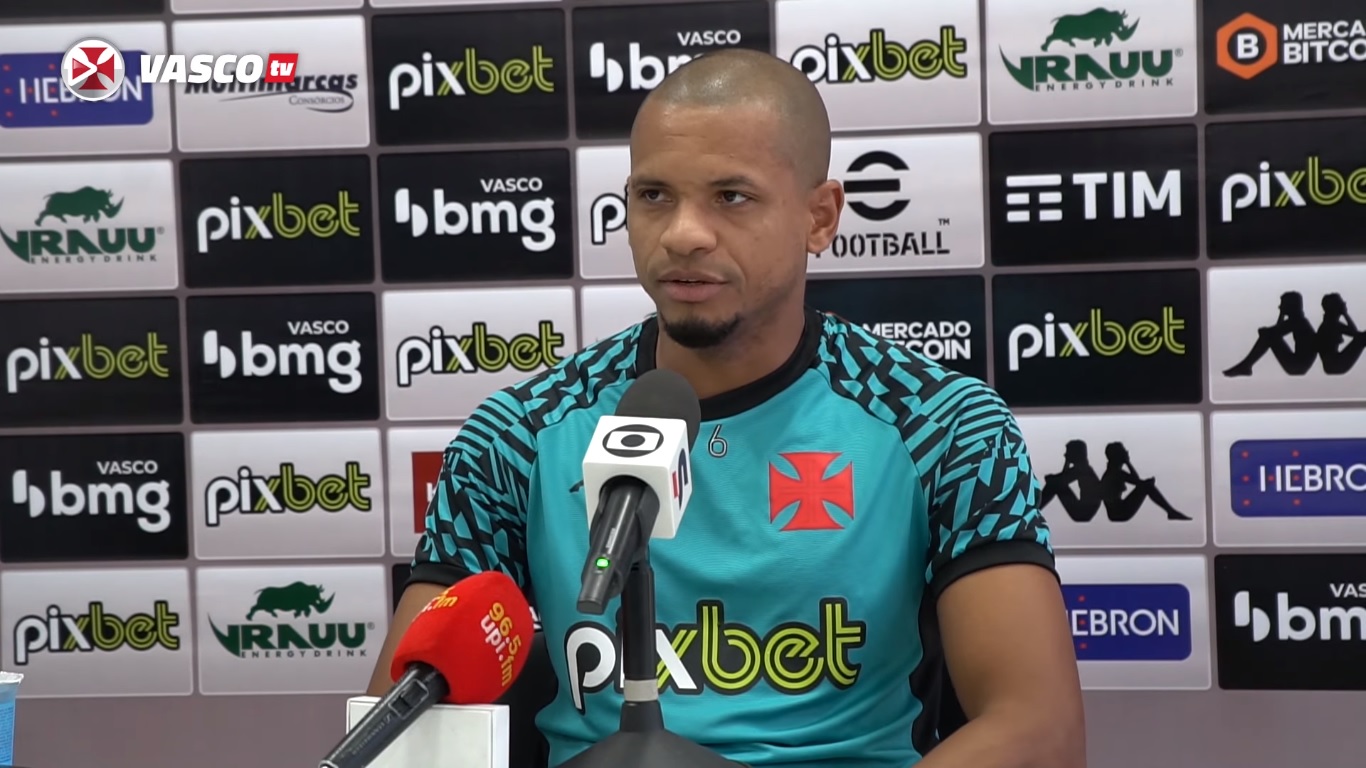 Edimar posta fotos com seu filho após jogo contra o Criciúma | SuperVasco