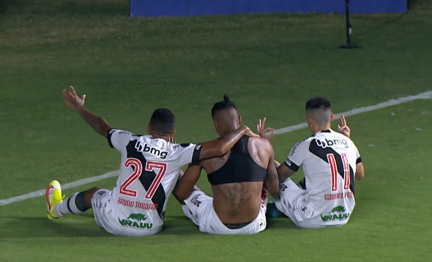 Gol marcado por Fábio Gomes, o primeiro com a camisa do Vasco; vídeo | SuperVasco
