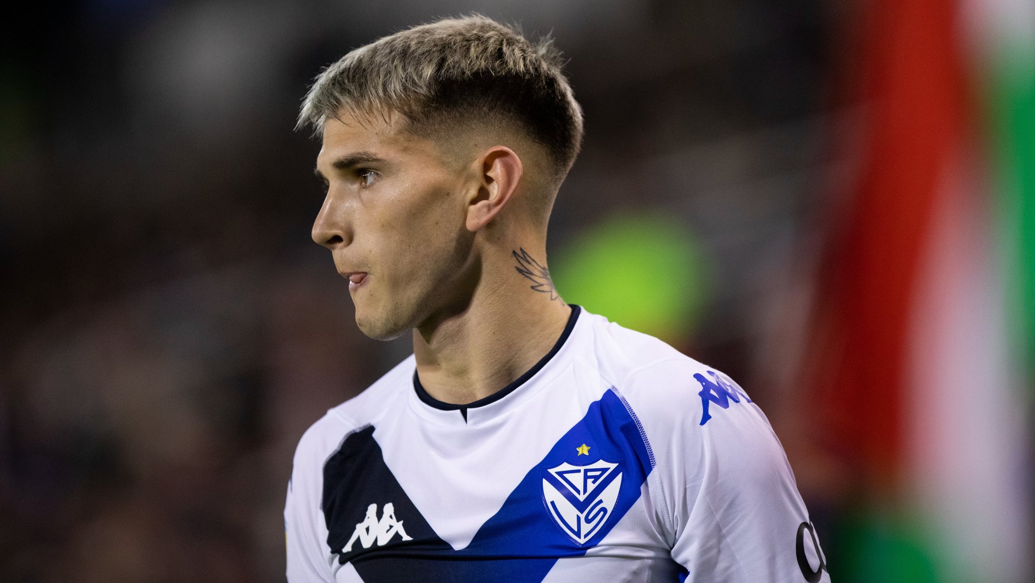 Números de Luca Orellano com a camisa do Vélez | SuperVasco