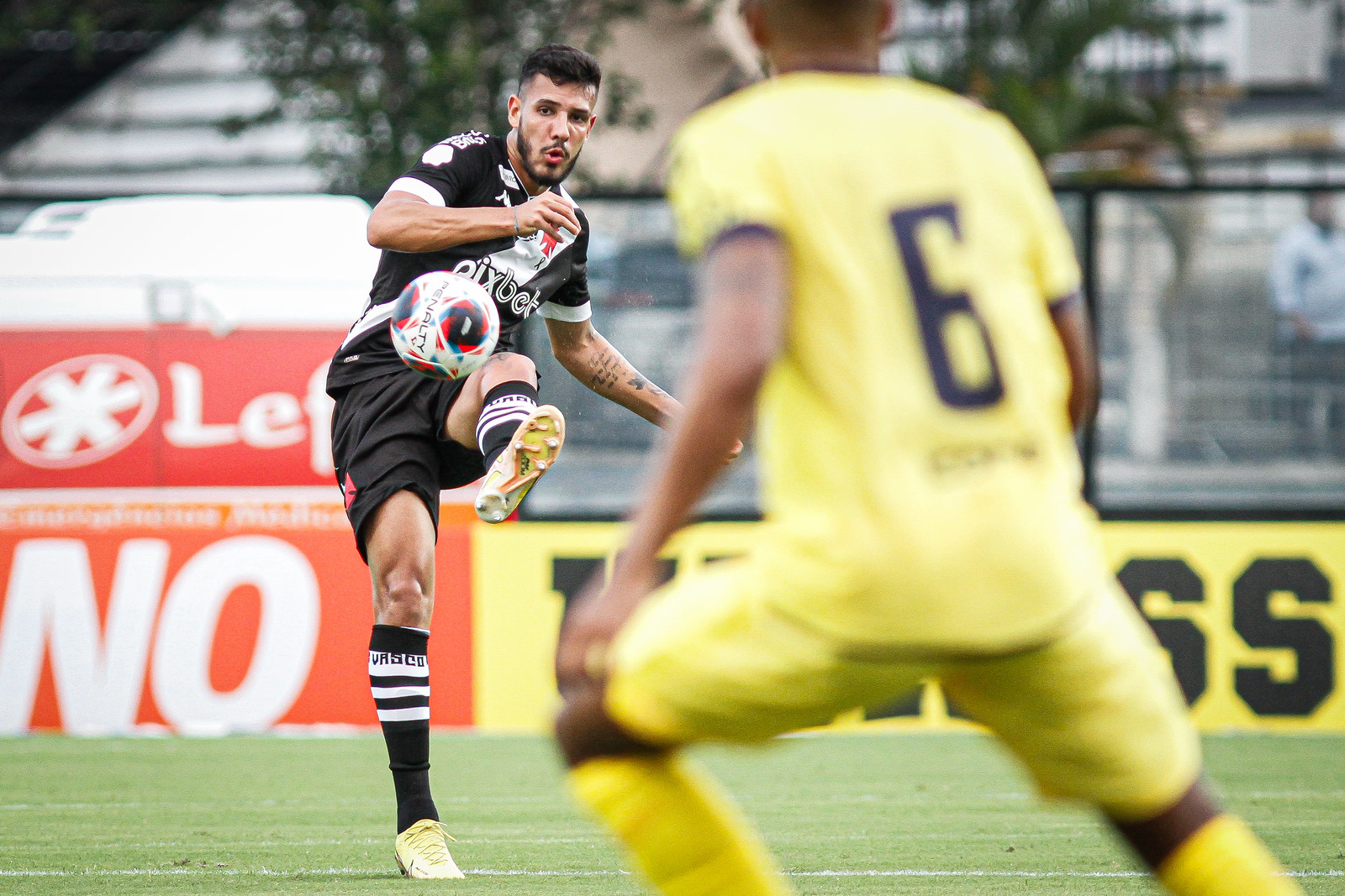 Zé Vitor, emprestado ao Volta Redonda, foi titular contra o Vasco ...