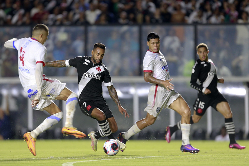 Barbieri: 'Acho que o Alex está em um caminho de evolução' | SuperVasco