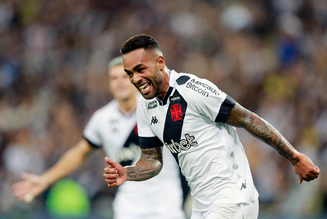 Alex Teixeira marca o seu segundo gol em 2023 | SuperVasco