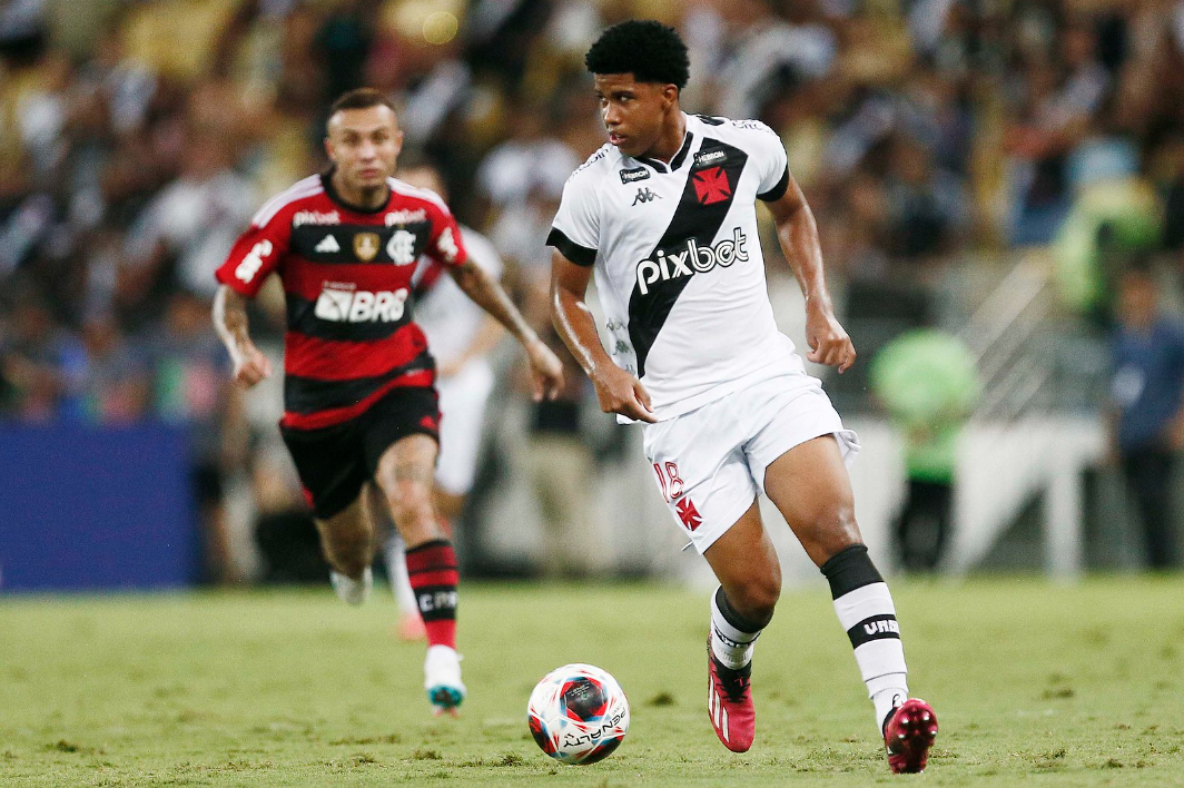 Cria do Vasco, Andrey Santos vive fase artilheira na liga francesa ...