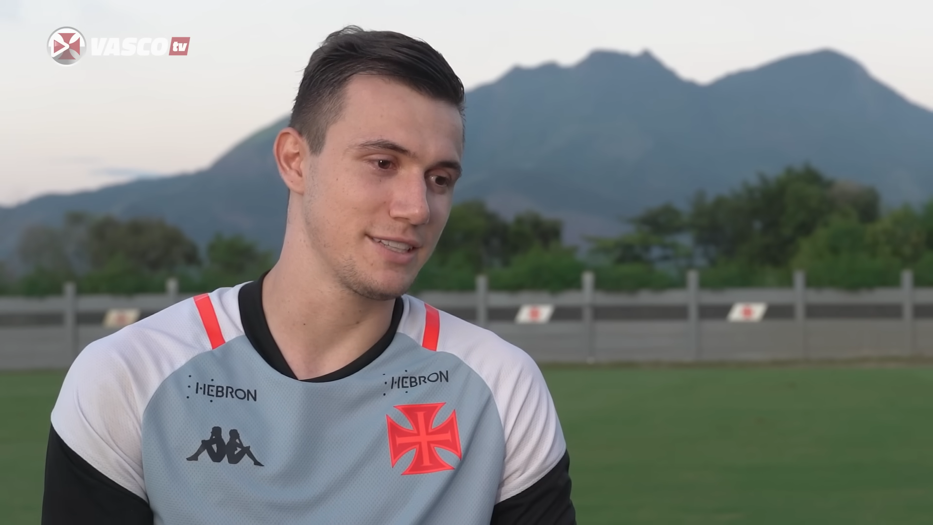 Lucas Piton virou lateral por acaso: 'Foi ali que tudo começou ...