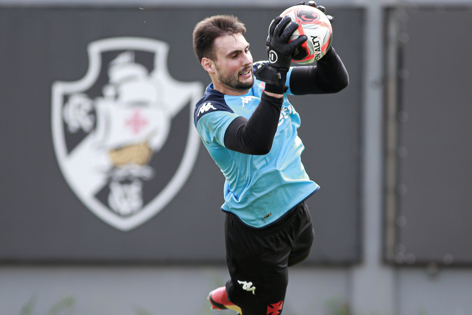 Daniel Fuzato explica motivo que o fez vir para o Vasco; mais trechos ...