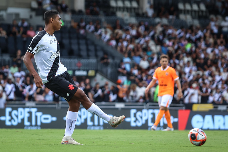 Lyncon ainda não se apresentou ao Volta Redonda; jornalista esclarece ...