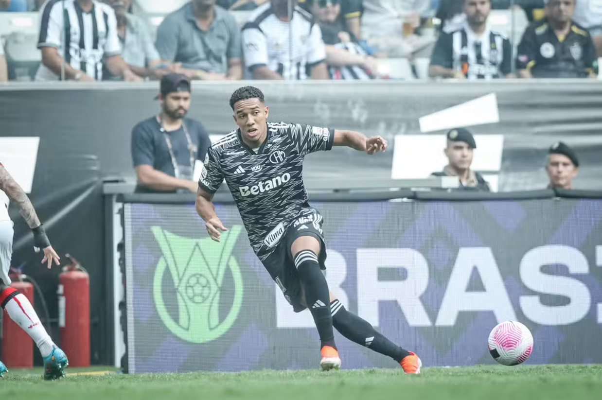 Dirigente do Atlético-MG confirma proposta do Vasco por Brahian Palacios | SuperVasco