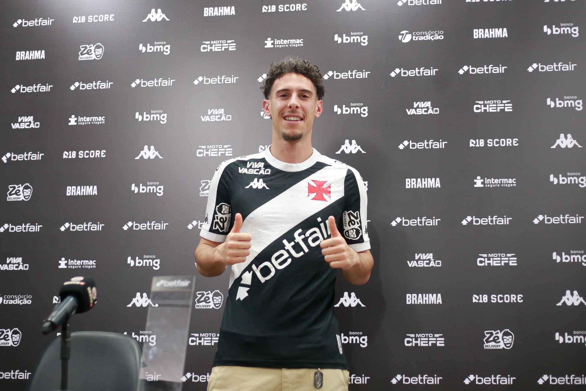 Nuno Moreira vestirá a camisa 17 | SuperVasco