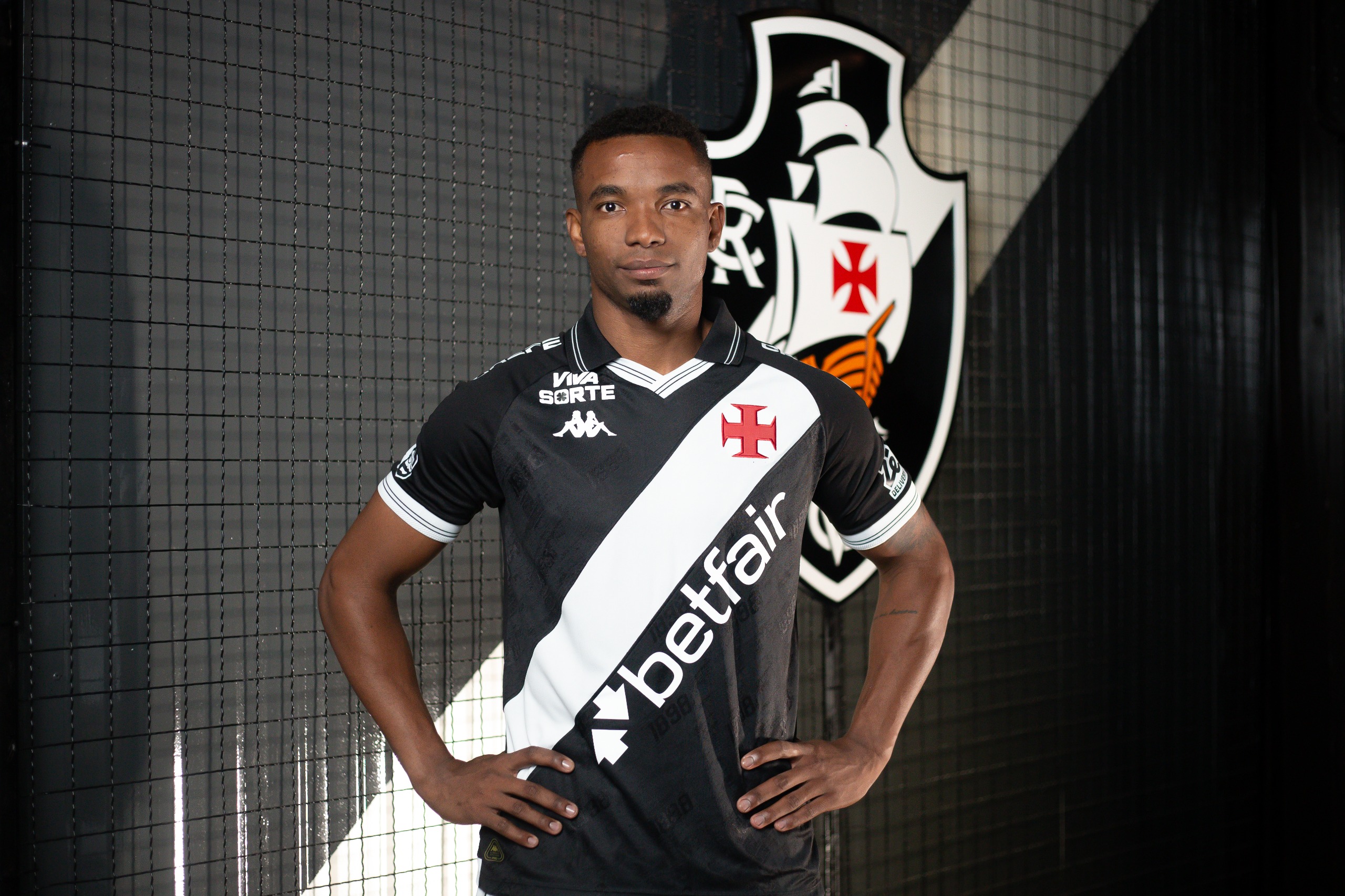 Thiago Mendes ainda não tem previsão de estreia pelo Vasco | SuperVasco