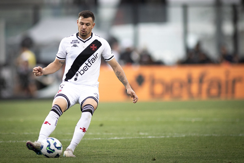 Diniz revela o que aconteceu com Hugo Moura e motivo para ter tirado ...