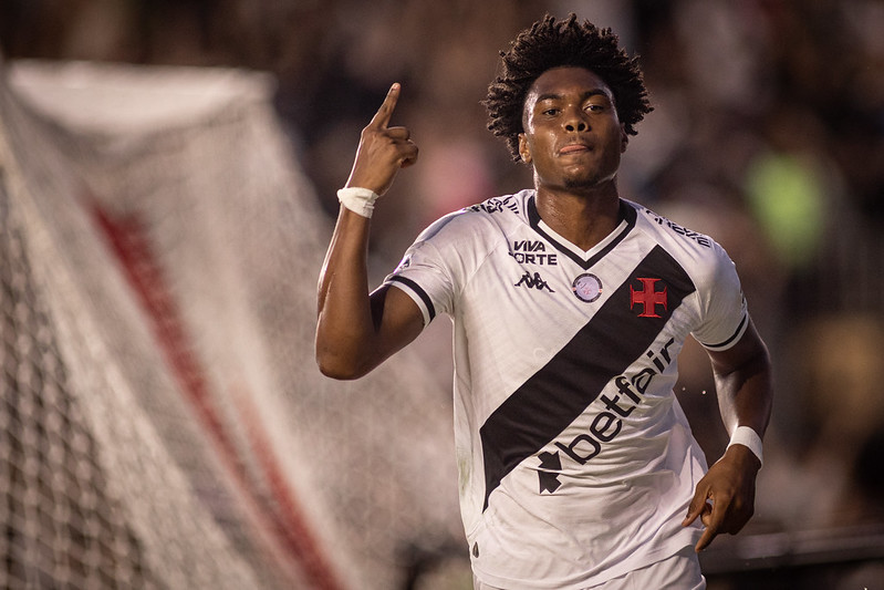 Pedrosa elogia a base do Vasco: 'Interminável, inigualável' | SuperVasco